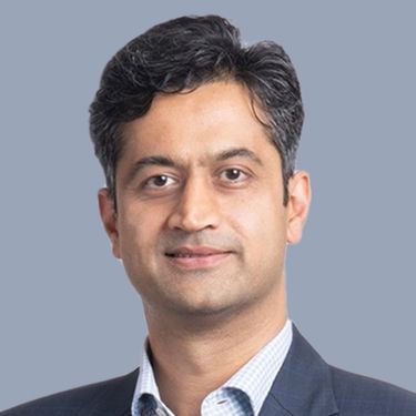 Bajaj Finserv Leadership Team